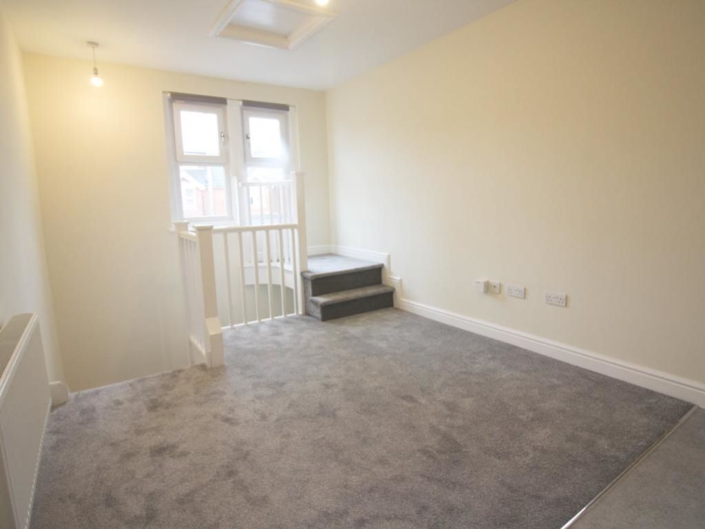1 Bed Flat To Rent In Farnborough Road Farnborough Hants Gu14 £875