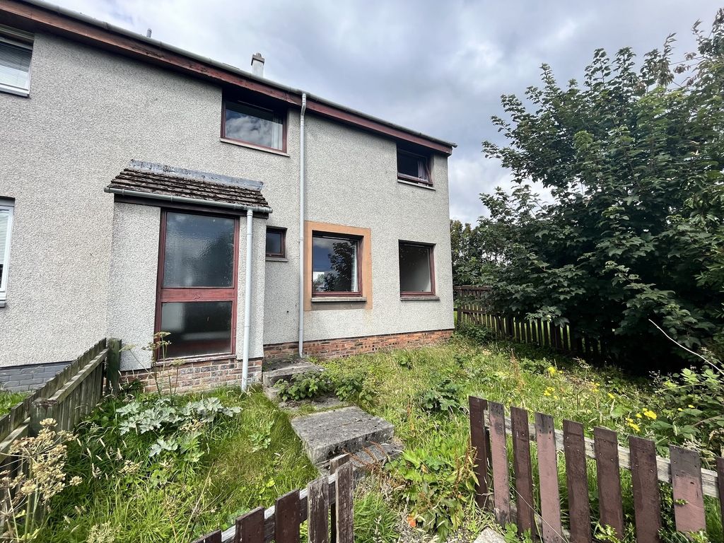 3 Bed End Terrace House For Sale In 82 Suilven Way Kinmylies