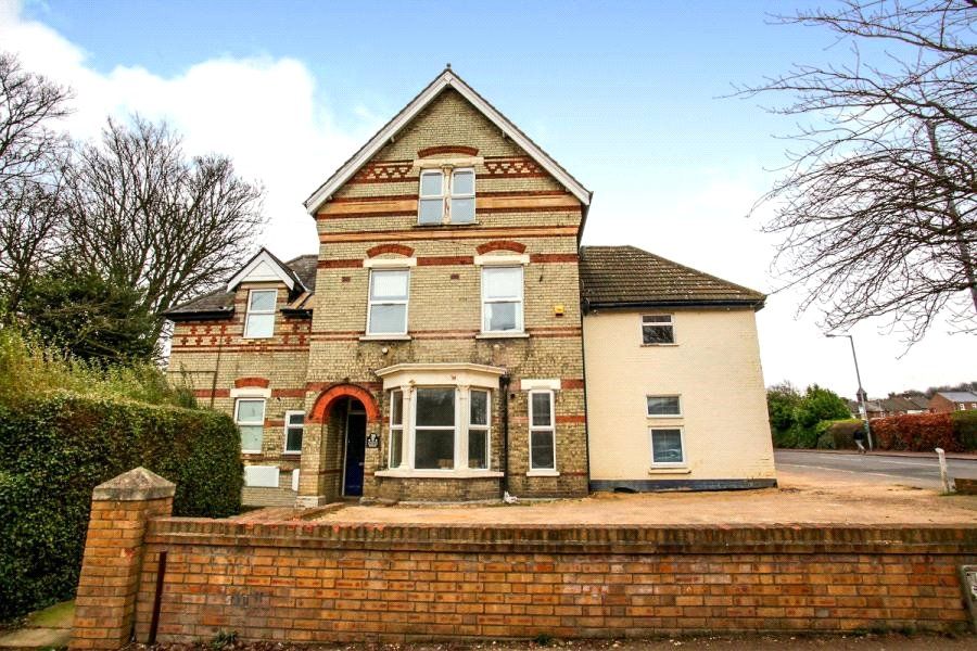 1 Bed Flat For Sale In Havelock Road Luton Bedfordshire Lu2 £170 000