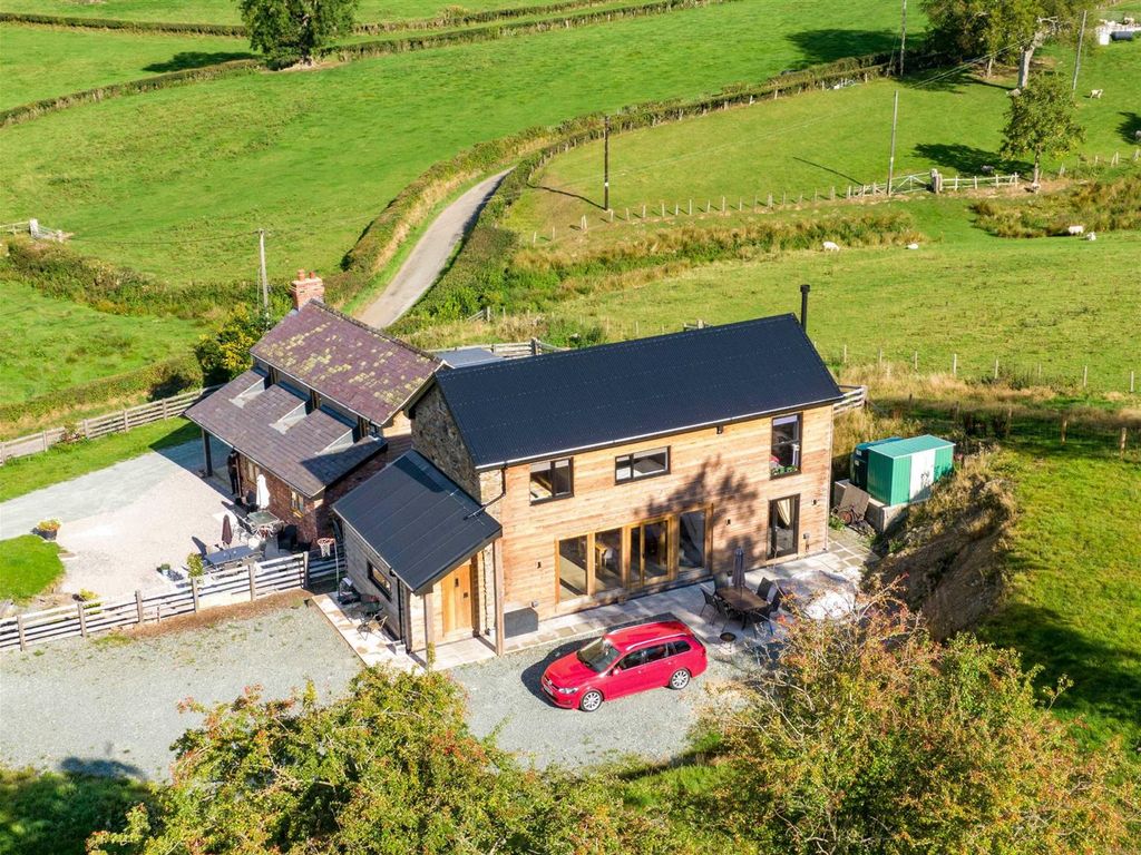 3 bed barn conversion for sale in Meifod SY22 - Zoopla
