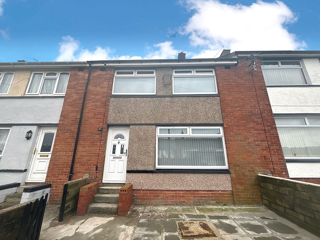 3 bed property to rent in Crwys Lane, Barry CF63, £1,100 pcm - Zoopla