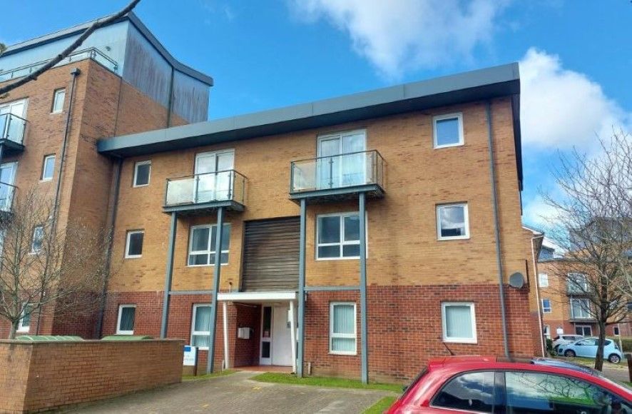 2 bed flat for sale in 20 Cwrt Afon Lliedi, Pentre Doc Y Gogledd ...
