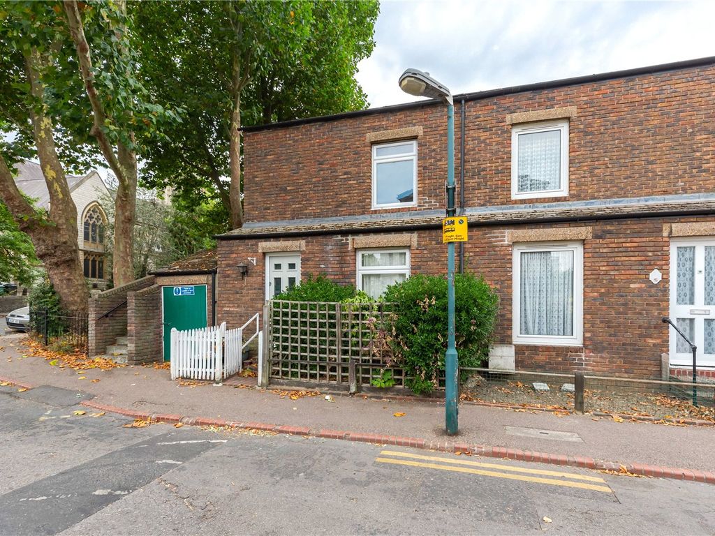 2 bed end terrace house for sale in Keighley Close, Penn Road ...