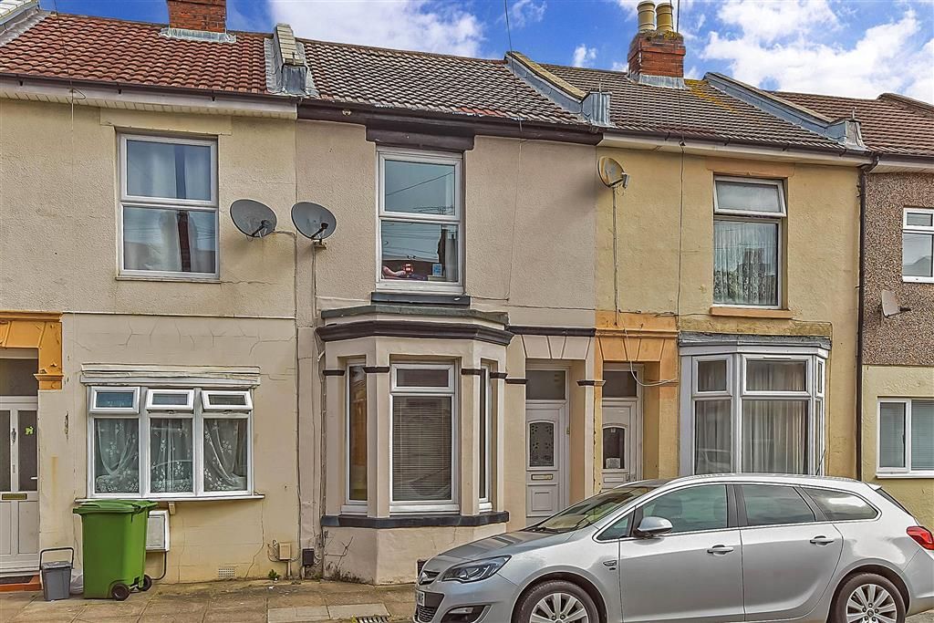 2 Bed Terraced House For Sale In Gruneisen Road Portsmouth Hampshire