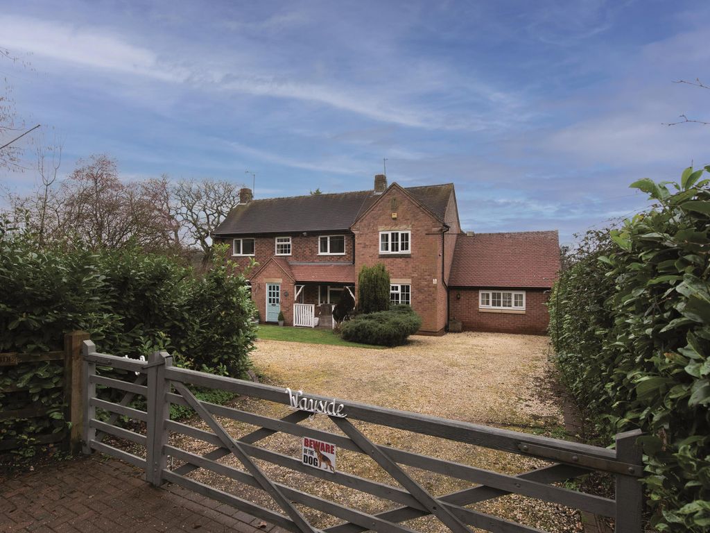 4 Bed Detached House For Sale In Kington Lane Claverdon Warwick