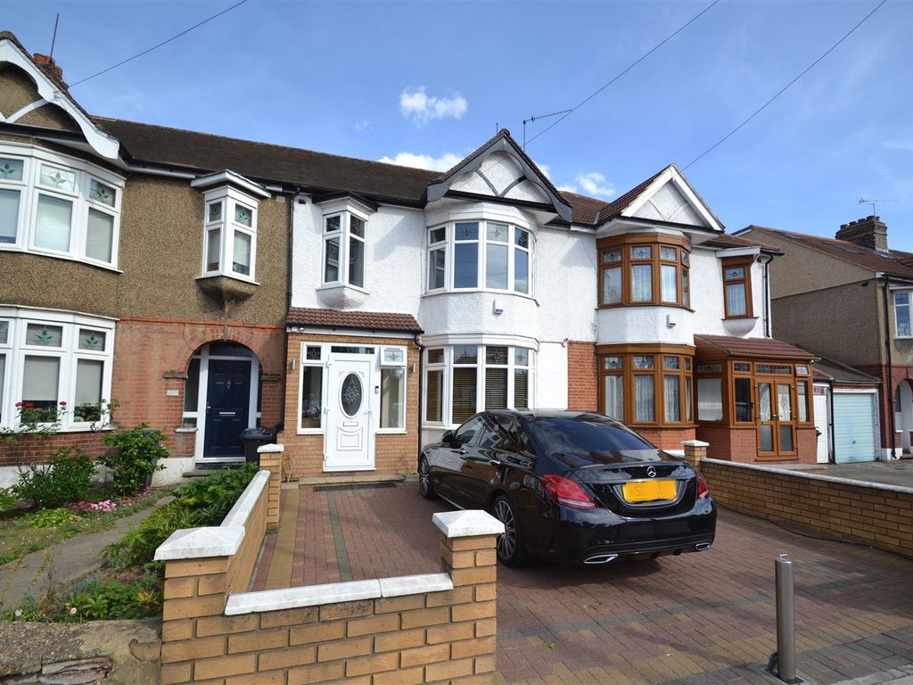 3 Bed Terraced House For Sale In Goodmayes Lane Goodmayes Ilford Ig3