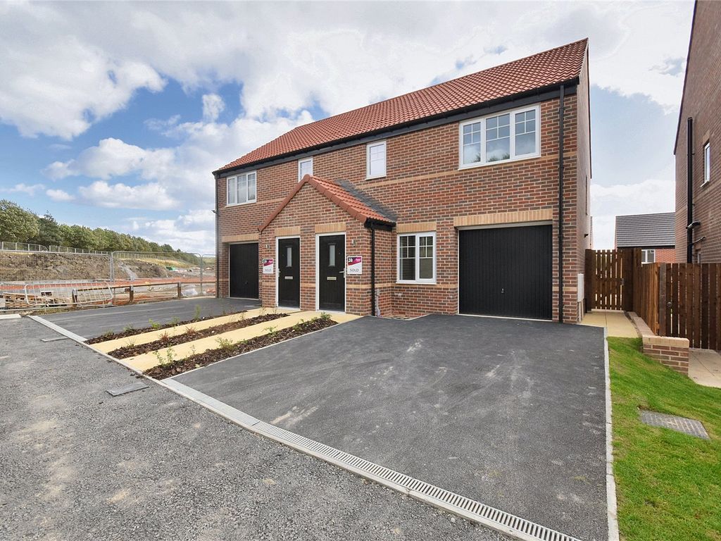 New home, 3 bed semi-detached house for sale in Plot 28 - Oakwood ...