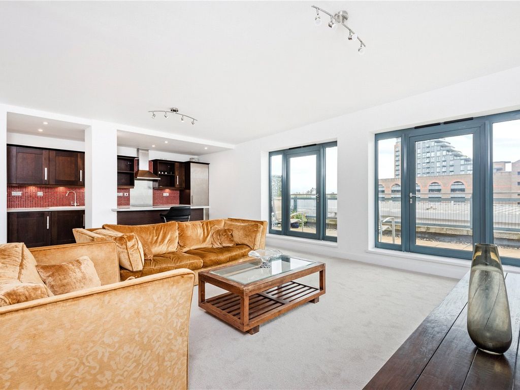 2 bed flat for sale in Wapping Lane, London E1W, £700,000 - Zoopla