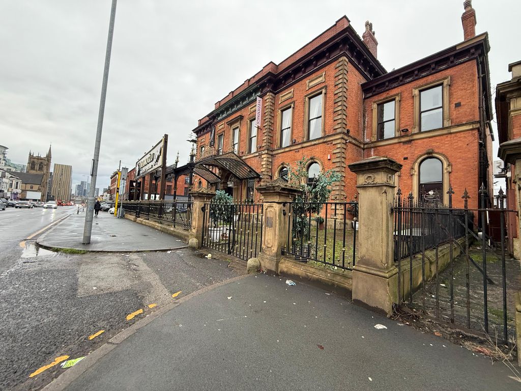 Restaurant to let in Cheetham Hill Road, Manchester M8, £139,984 pa ...