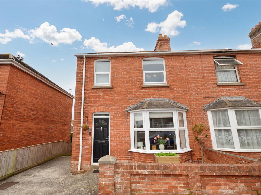 3 Bed Semi Detached House For Sale In Kings Road Weymouth Dt3 £