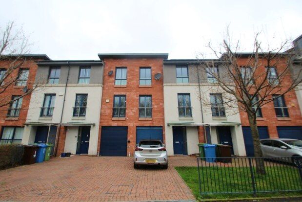 4 bed property to rent in Provost Way, Glasgow G5, £1,595 pcm - Zoopla