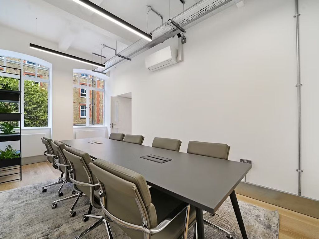 Office to let in Parker Street, London WC2B, £350 pa - Zoopla