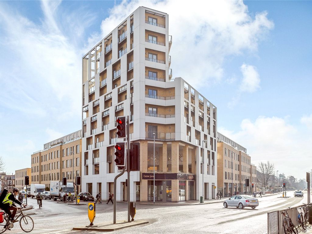 3 bed flat to rent in Marque House, 143 Hills Road, Cambridge CB2, £ ...