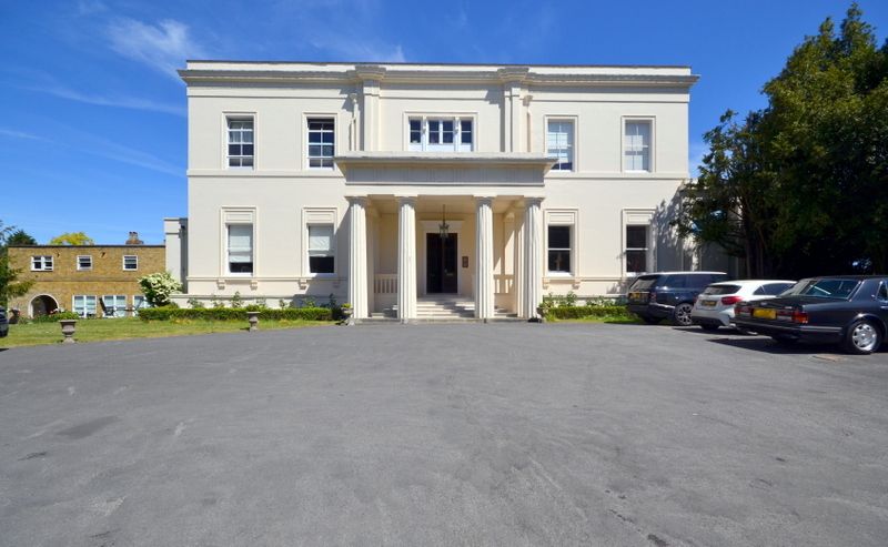 1 bed flat for sale in Laleham Park, Staines TW18 - Zoopla