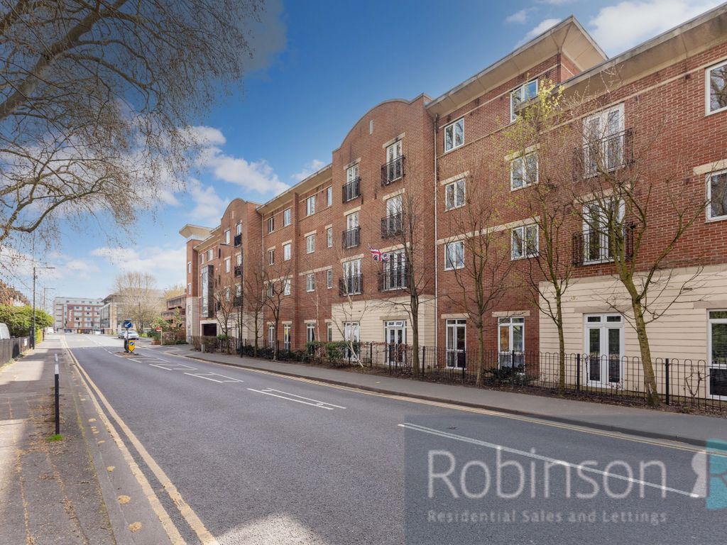 2 bed flat to rent in Park View Grenfell Road, Maidenhead, Berkshire ...