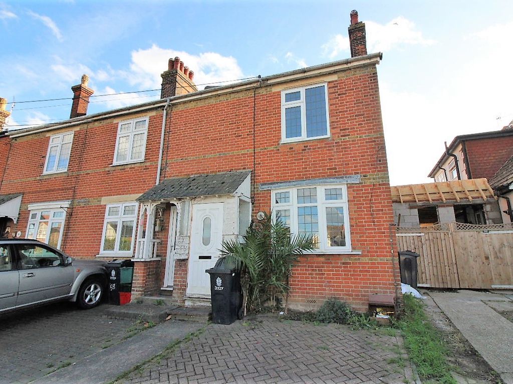 2 bed end terrace house for sale in Walton Road, Kirby Le Soken ...
