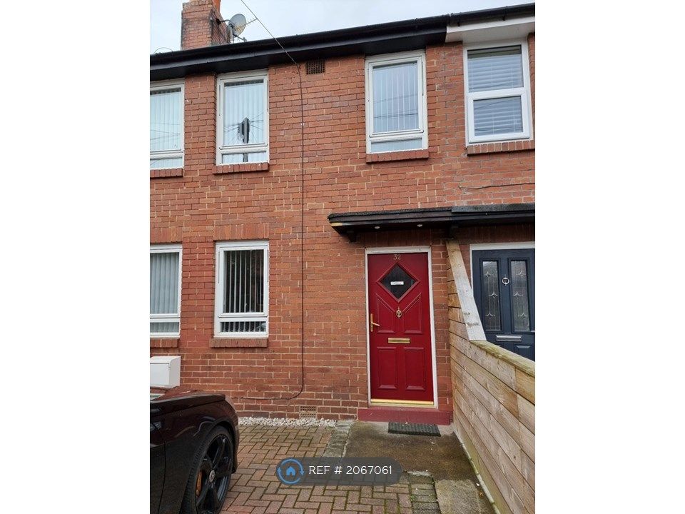 3 bed terraced house to rent in Holystone Crescent, Newcastle Upon Tyne ...