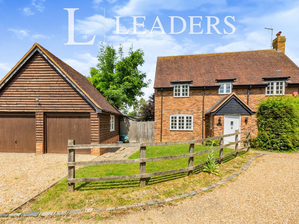 5 bed detached house to rent in Smithfield End, Swanbourne MK17 - Zoopla