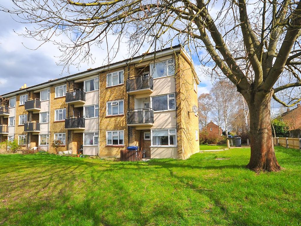 1 bed flat to rent in Perse Way, Cambridge CB4, £1,200 pcm - Zoopla