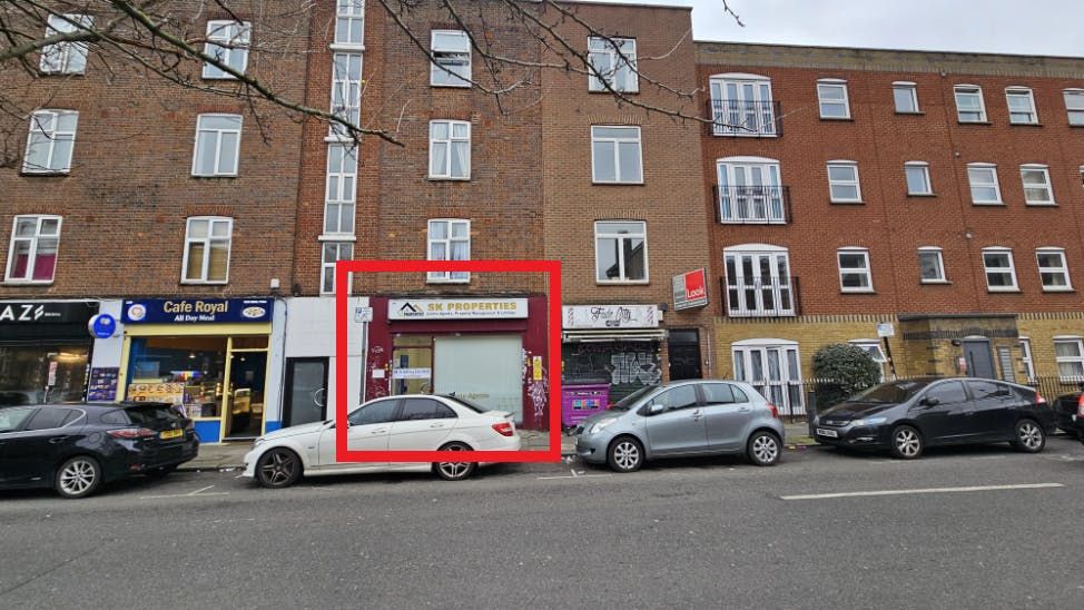 118 Stepney Way, London E1, Retail premises to let, £15,000 pa - Zoopla