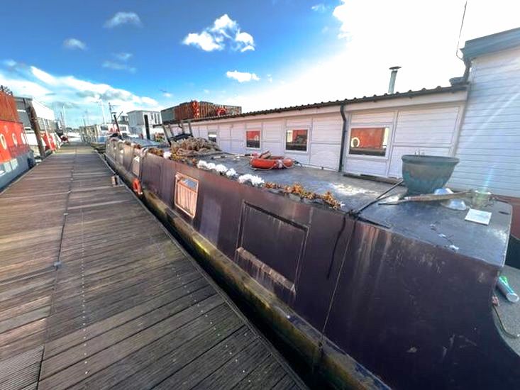 1 bed houseboat for sale in Vicarage Lane, Port Werburgh, Hoo ...