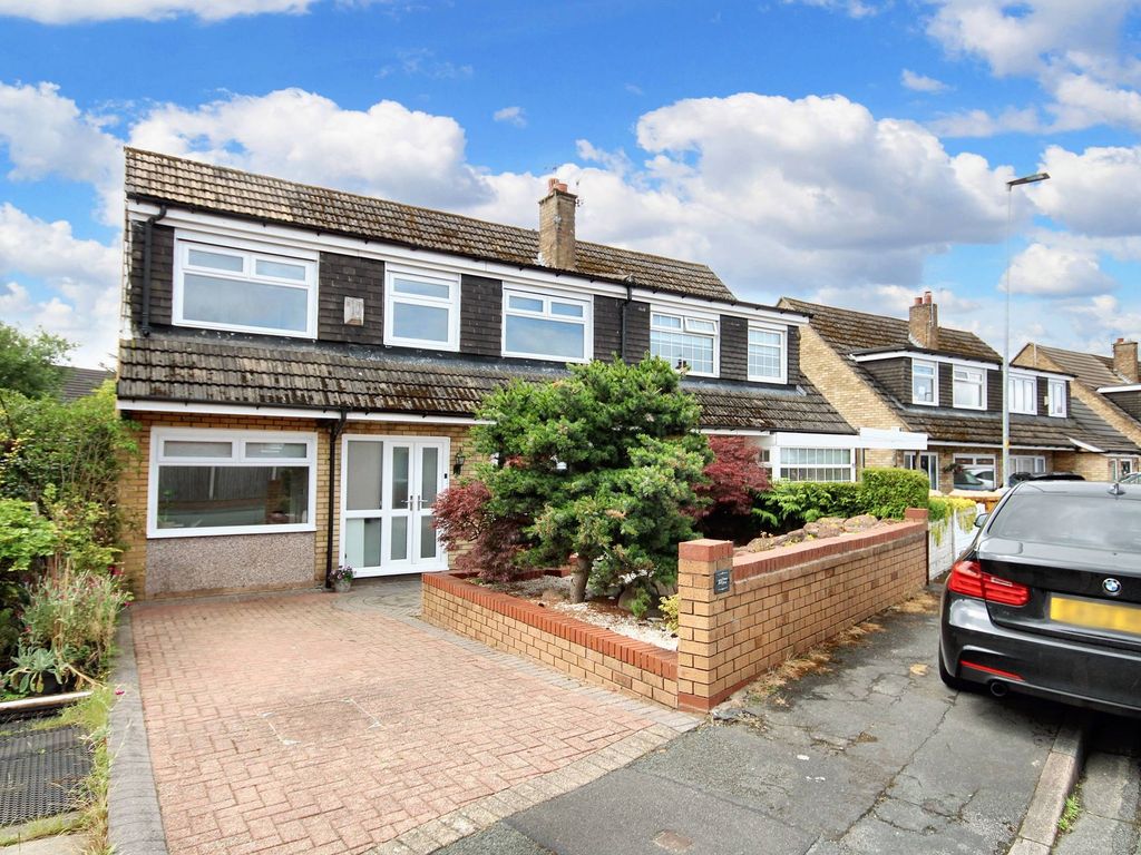 4 bed semi-detached house for sale in Rhona Drive, Great Sankey WA5, £ ...