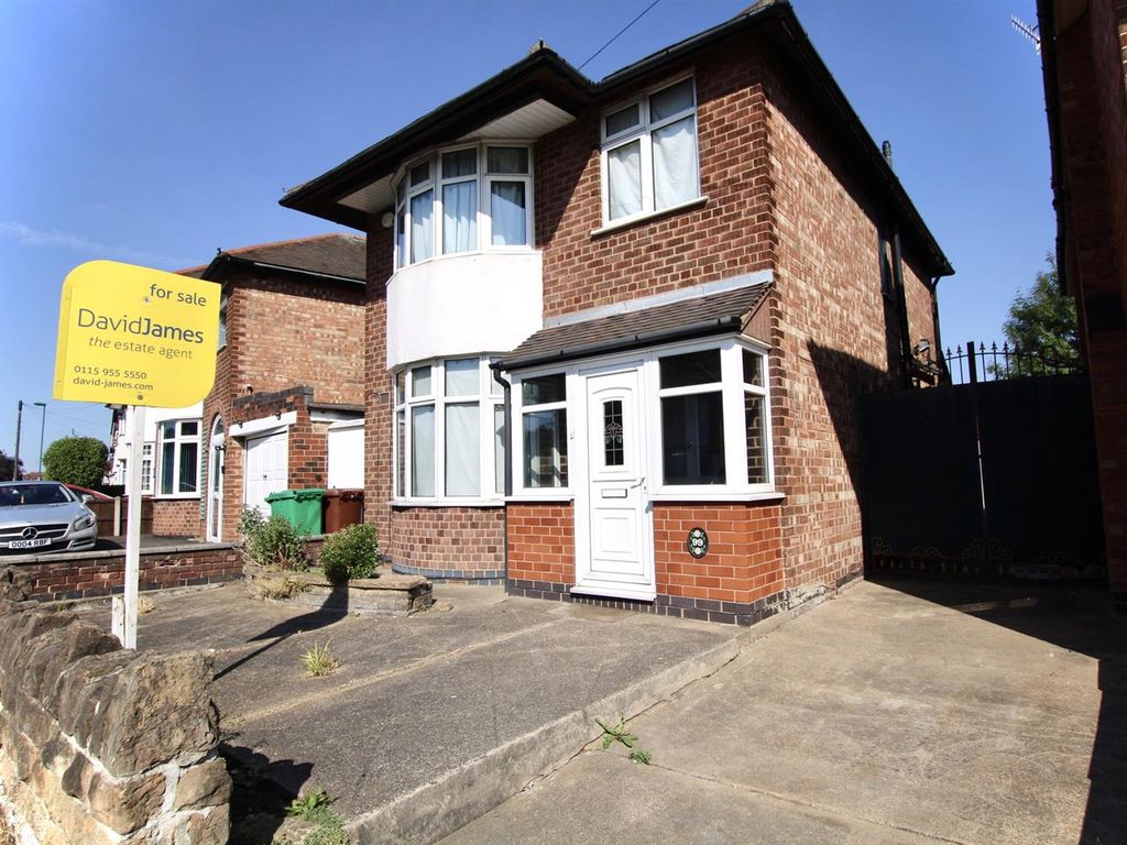 3 bed detached house for sale in Grassington Road, Nottingham NG8 - Zoopla