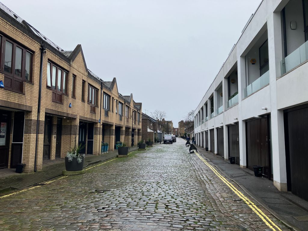 Office to let in Shirland Mews, London W9, £30,000 pa - Zoopla