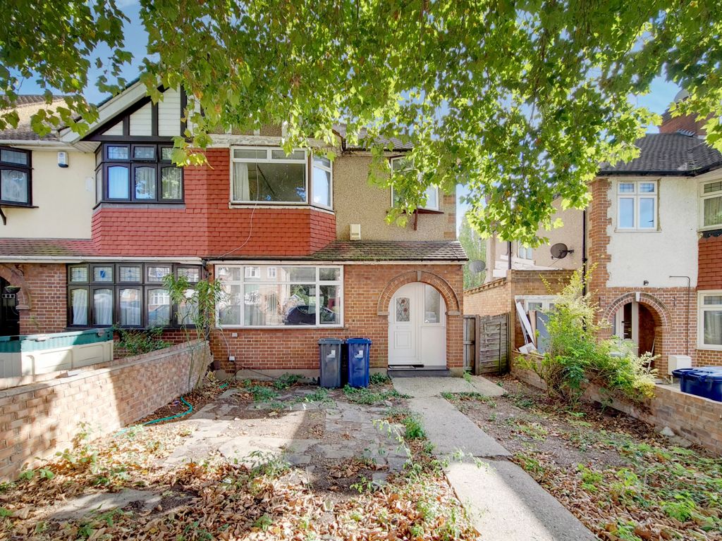3 Bed End Terrace House For Sale In Whitton Avenue West Greenford Ub6