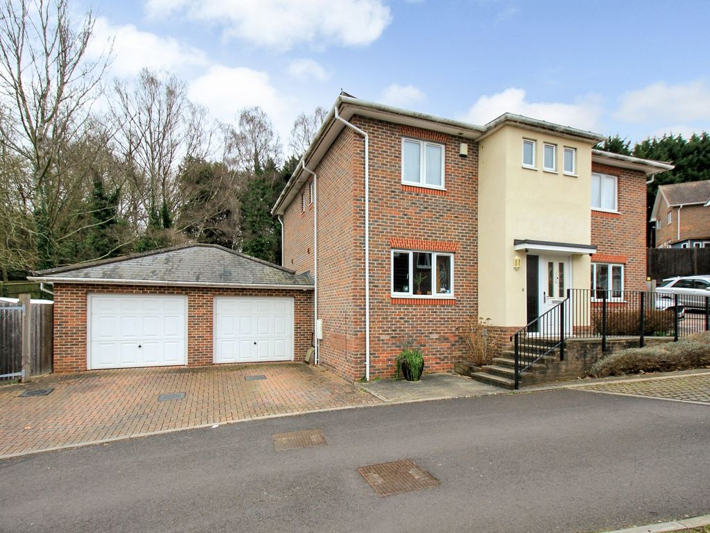 4 bed detached house for sale in Hill Cottage Gardens, West End SO18 ...