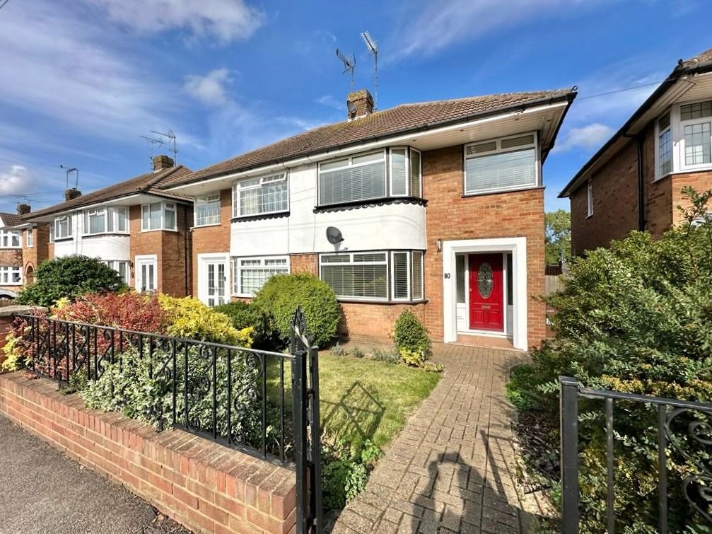 3 Bed Semi Detached House For Sale In Tufton Road Rainham Gillingham