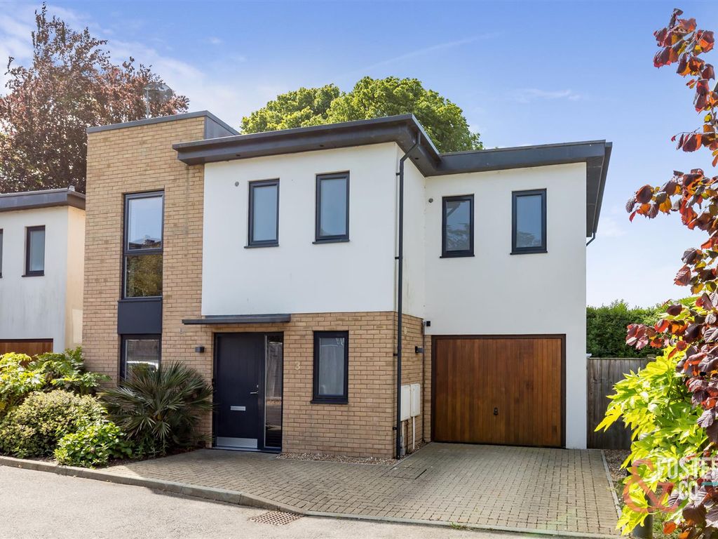4 bed detached house for sale in Saxon Way, Brighton BN1, £750,000 - Zoopla