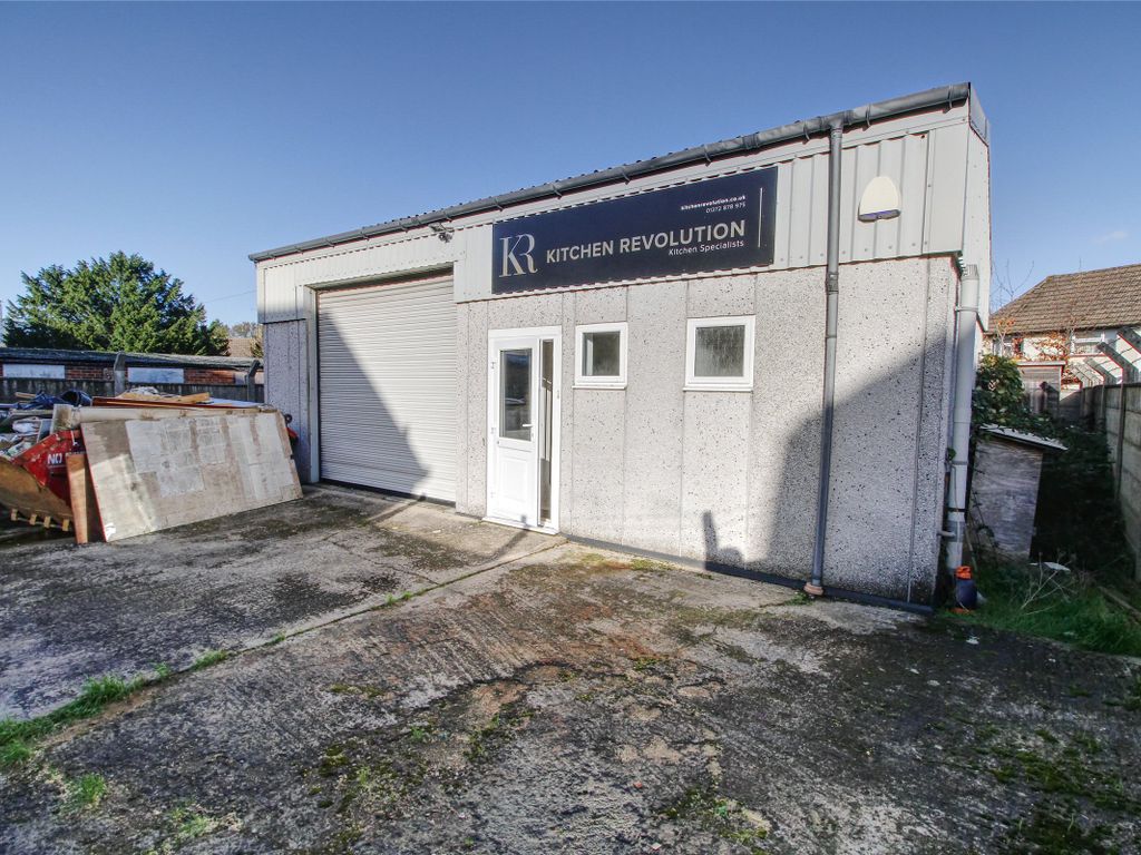 Office to let in Cobham Road, Fetcham, Leatherhead, Surrey KT22 - Zoopla