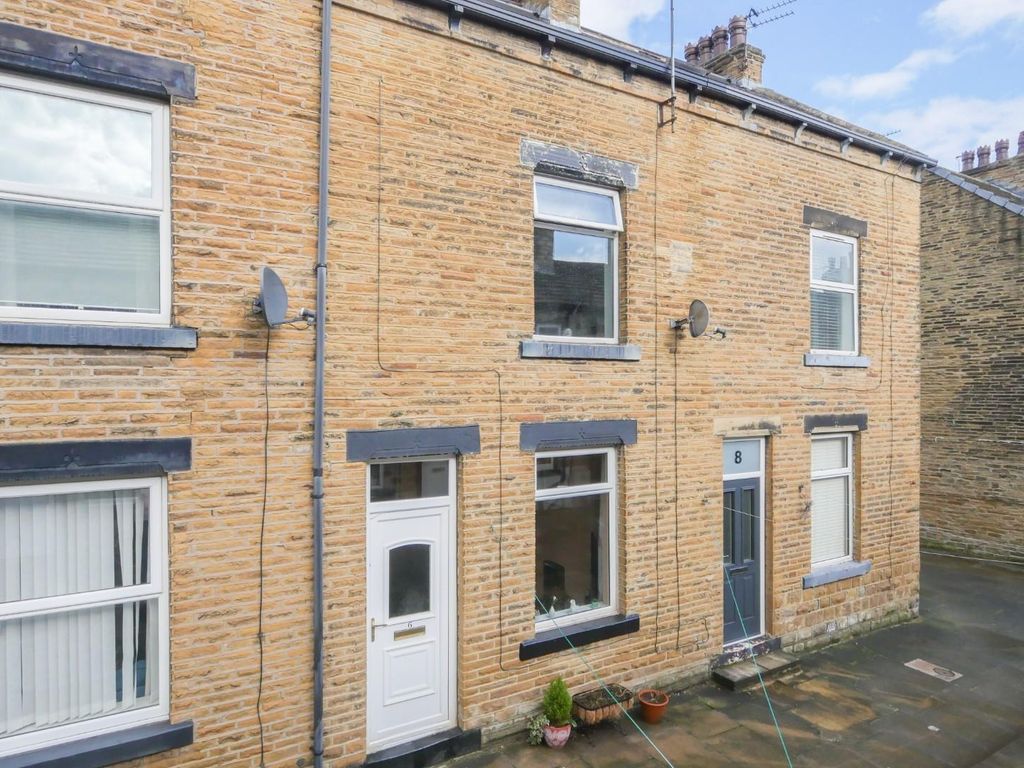 2 bed terraced house for sale in Armstrong Street, Farsley LS28 - Zoopla
