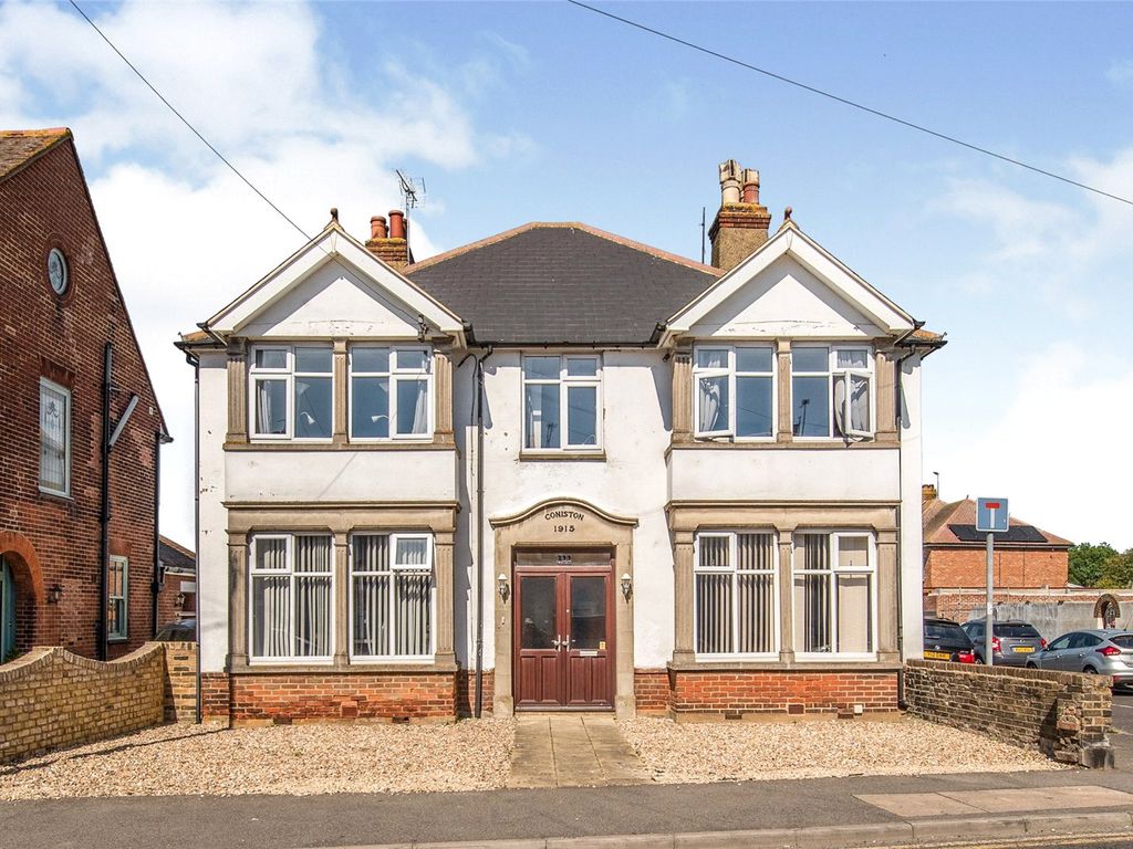 7 bed detached house for sale in High Street, Sheerness ME12, £375,000 ...