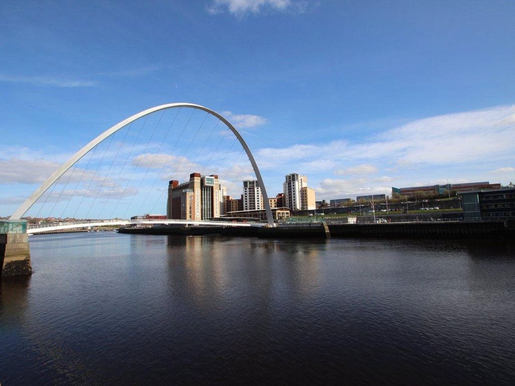 2 bed flat for sale in Baltic Quay, Mill Road NE8, £179,950 - Zoopla