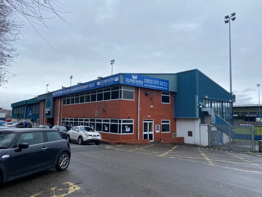 Restaurant/cafe to let in Bridgend Ravens Clubhouse, Brewery Field ...