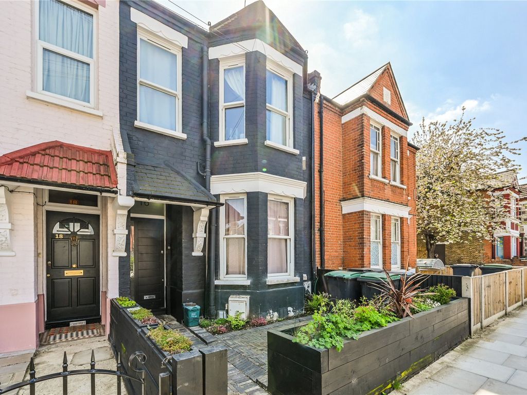 2 bed flat for sale in Stanhope Gardens, Harringay, London N4 - Zoopla