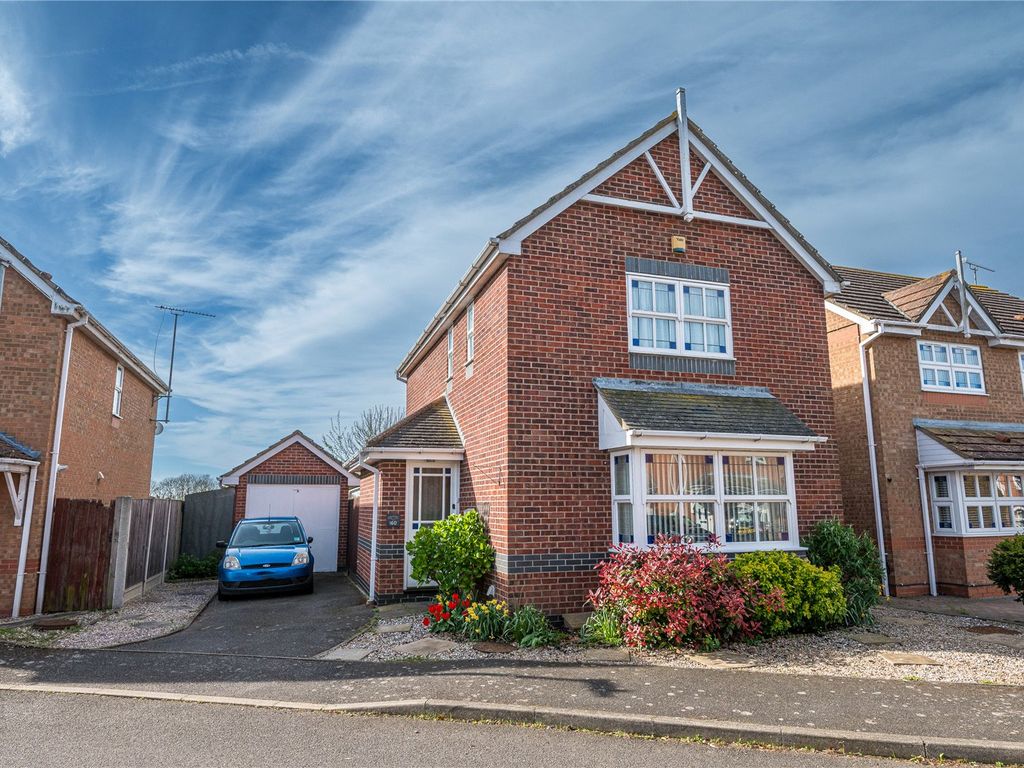 3 Bed Detached House For Sale In Alexandra Road Great Wakering