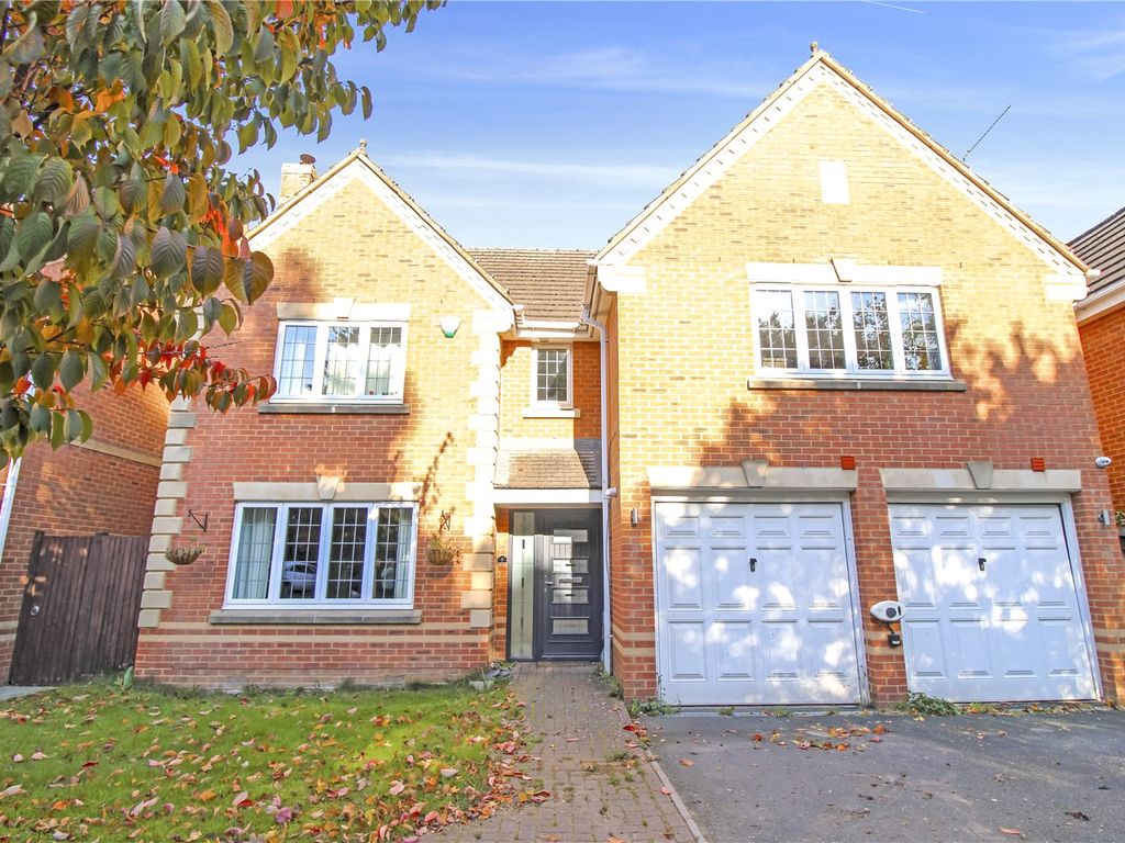 5 Bed Detached House For Sale In Upton Close Abbey Meads Swindon Sn25