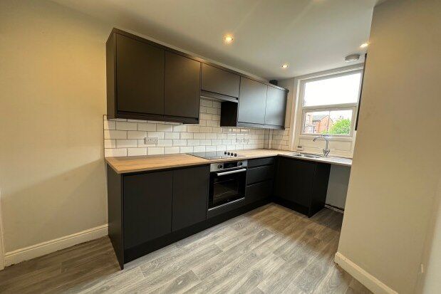 4 bed property to rent in Copperfield View, Leeds LS9, £950 pcm - Zoopla