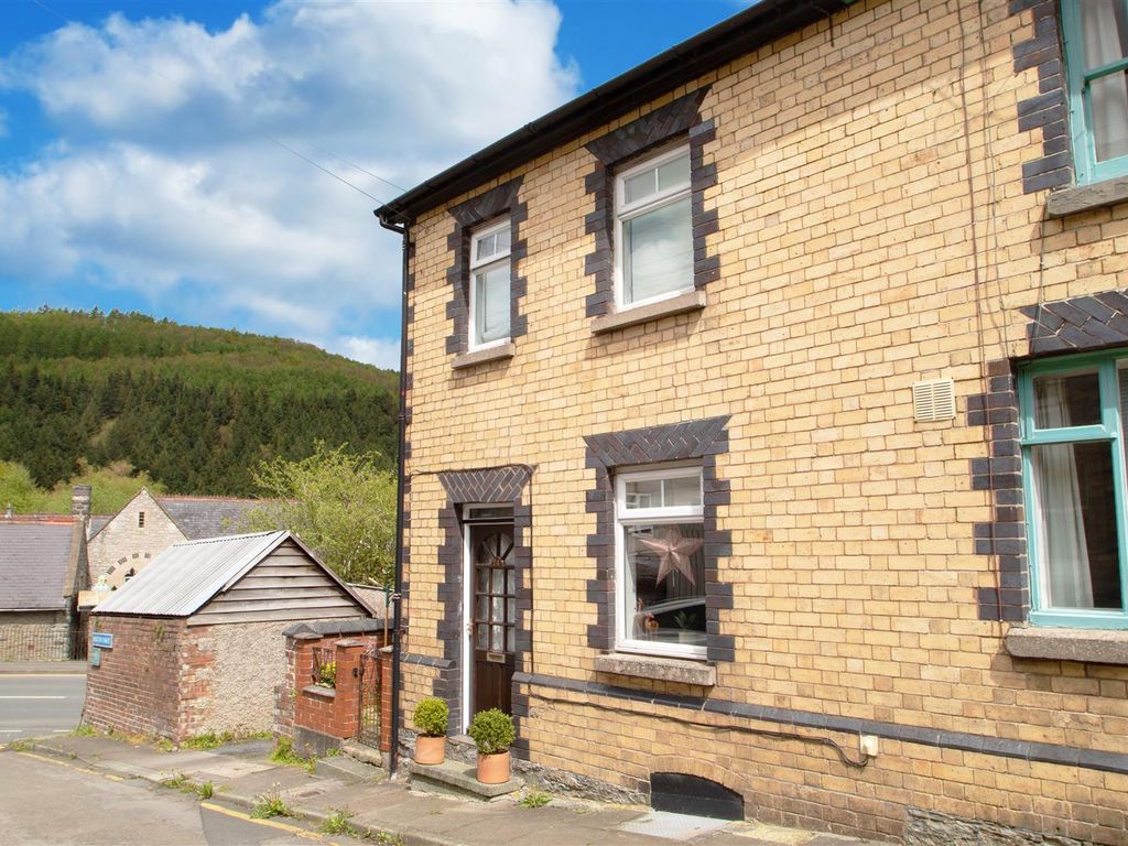3 bed end terrace house for sale in Norton Street, Knighton LD7 - Zoopla