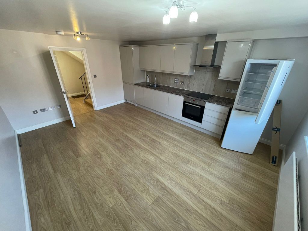1 bed flat to rent in Bridge Street, Fakenham NR21, £750 pcm - Zoopla