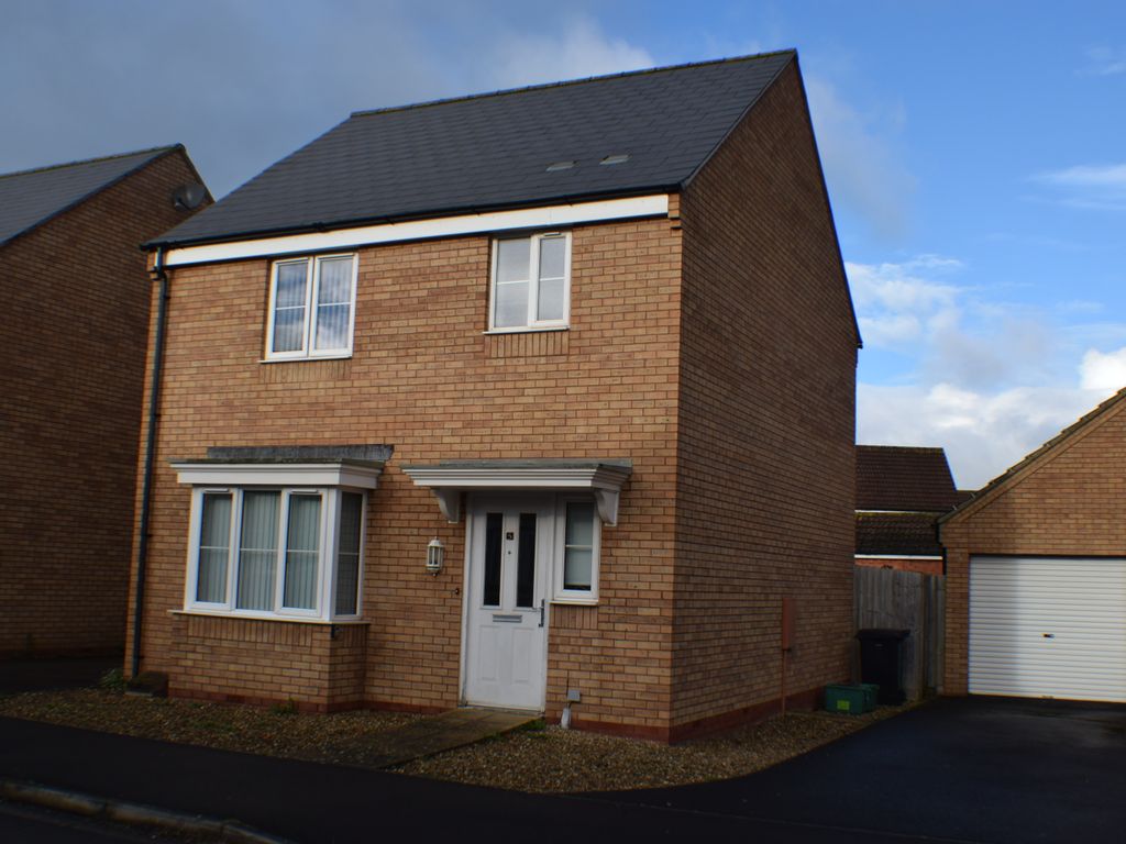 3 bed detached house for sale in Simmental Street, Bridgwater TA6, £ ...