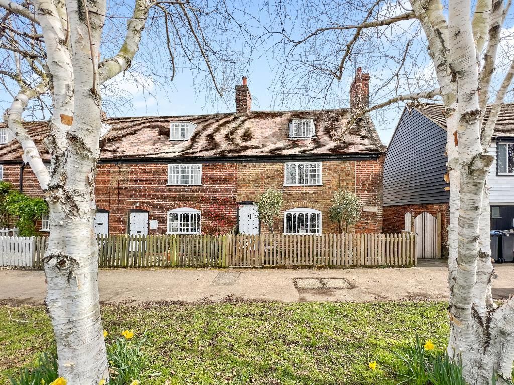2 bed end terrace house for sale in High Street, Wingham, Kent CT3 - Zoopla