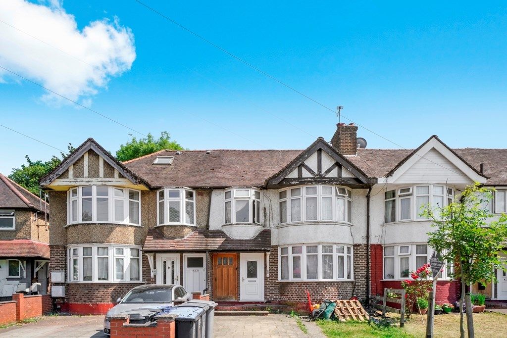 3 bed maisonette for sale in Braemar Avenue, London NW10 - Zoopla