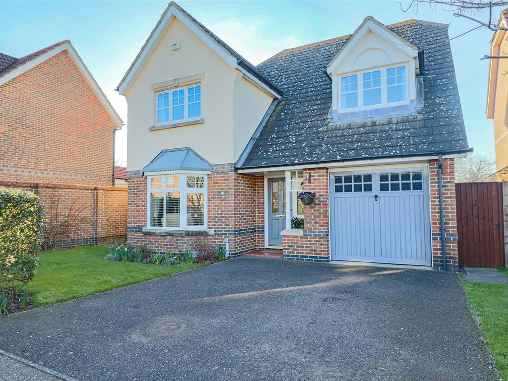 4 bed detached house for sale in Twelve Acres, Braintree CM7 - Zoopla