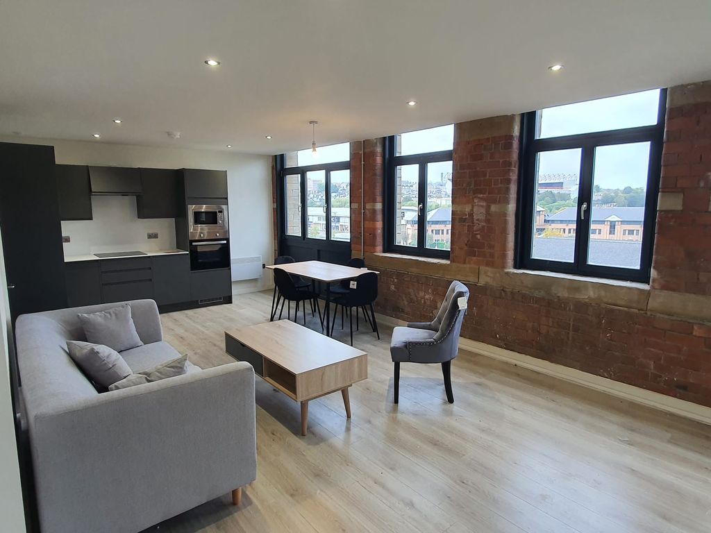 2 bed flat to rent in Conditioning House, Cape Street, Bradford ...