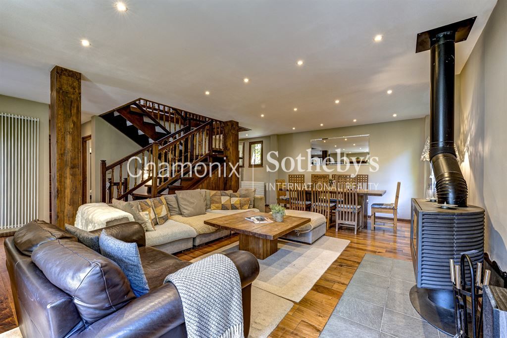 4 bed villa for sale in Chamonix, France, £2,231,196 - Zoopla