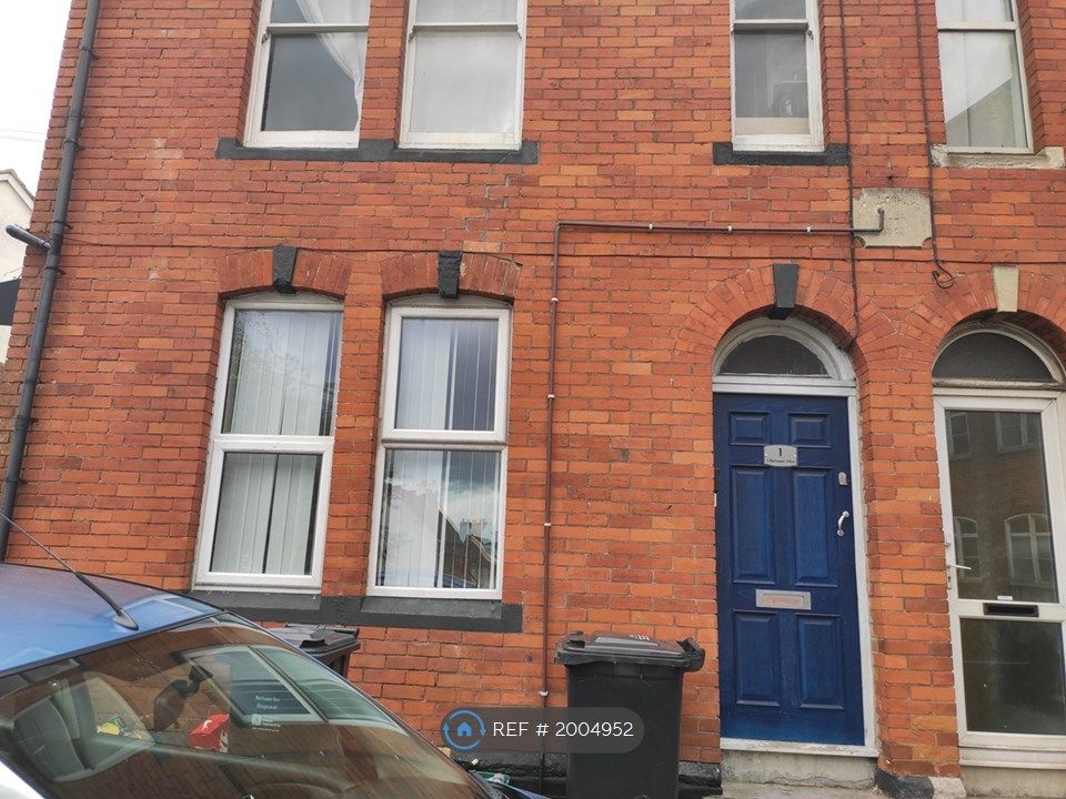 1 bed flat to rent in Old Town, Chard TA20, £625 pcm - Zoopla